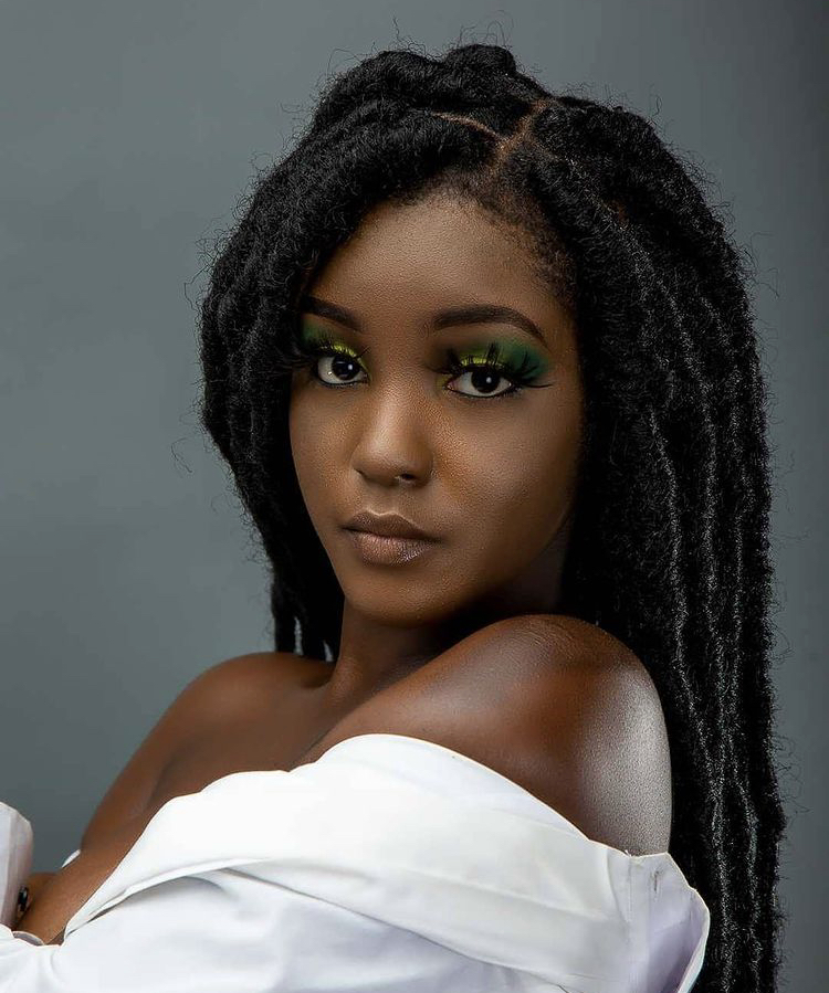 Shakilla discloses depression pushed her out of Instagram